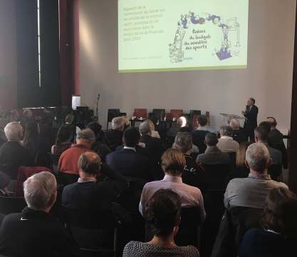21 mars 2019. Villeurbanne. Conférence-débat sur la nouvelle ...